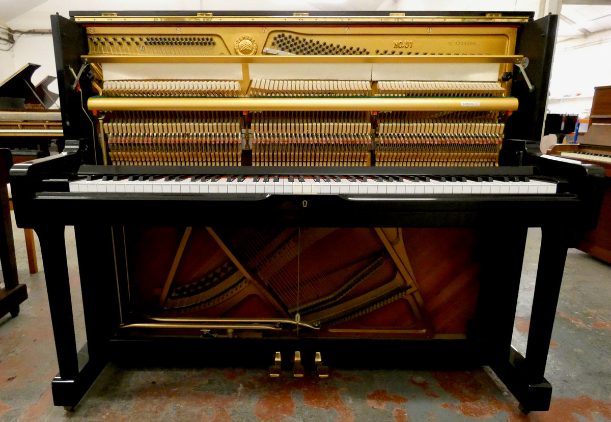 Yamaha U1 Upright Piano in High Gloss Black Finish – Shackleford Pianos