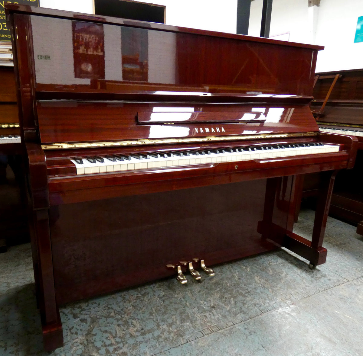 Yamaha U1 Upright Piano in High Gloss Mahogany Cabinetry – Shackleford ...