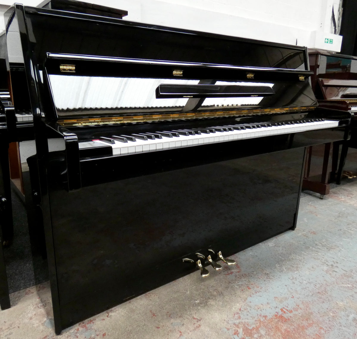 Yamaha C110A Upright Piano in Black High Gloss Cabinet – Shackleford Pianos